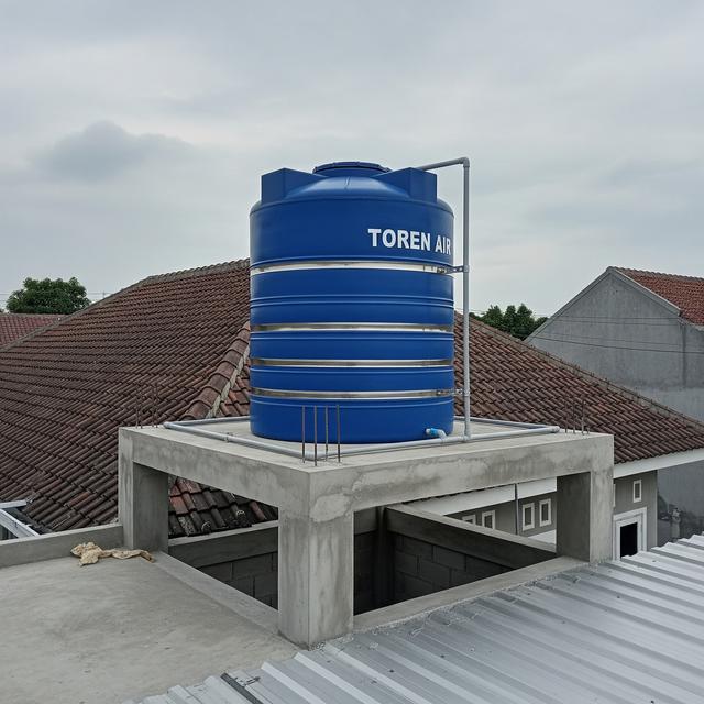 Jarak Aman Toren Air dari Atap Rumah yang Ideal, Salah Pasang Bikin Air ...