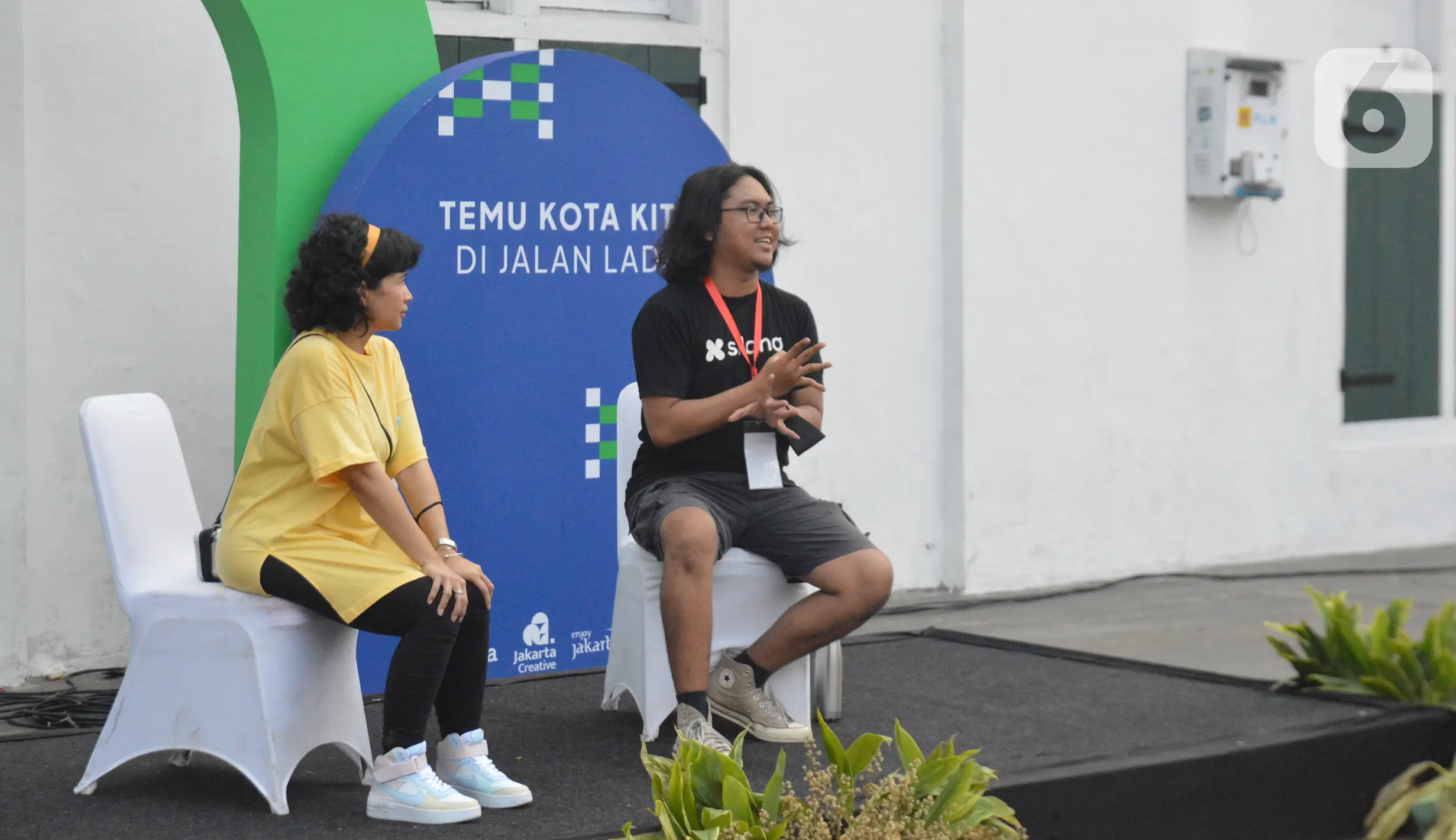 Seru-seruan Bareng Komunitas Tuli di Festival #IniJakarta 2022 - Foto ...