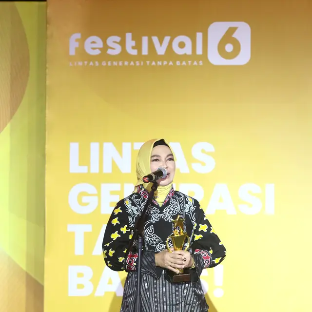 Siti Rujiah Khairul Raih Penghargaan Tokoh Inspiratif Pegiat ...