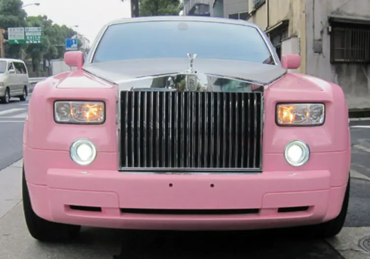 Rolls-Royce Ghost Pink Edisi Untuk Amal - Galeri Otosia.com