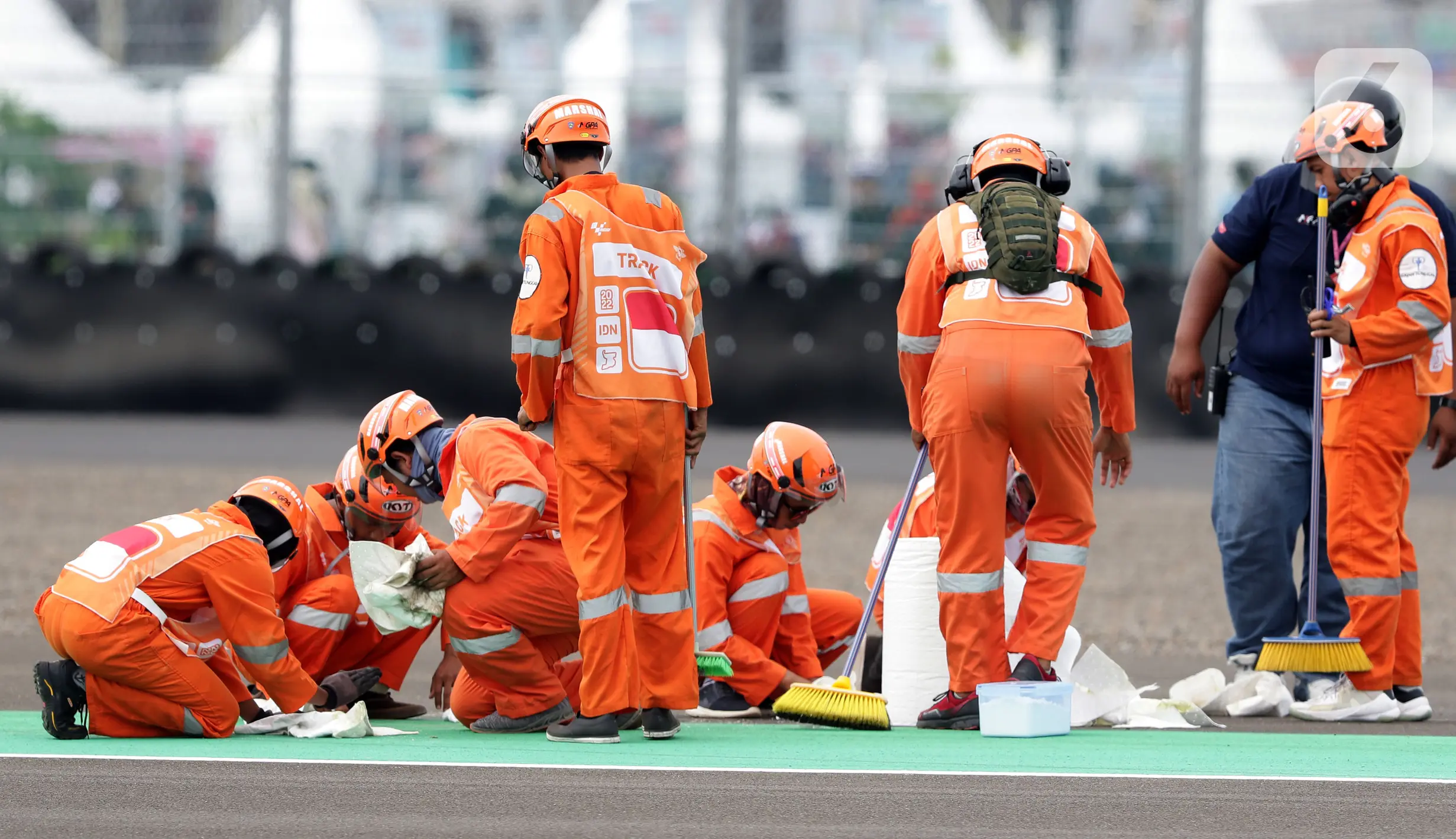 FOTO: Mengenal Tugas dan Fungsi Marshal Saat Perhelatan MotoGP - Foto ...