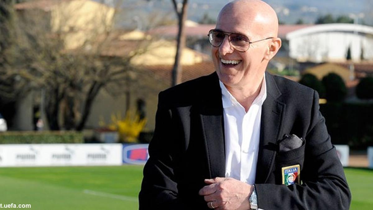 Arrigo Sacchi: Milan Bukan Tim ! - Bola Liputan6.com