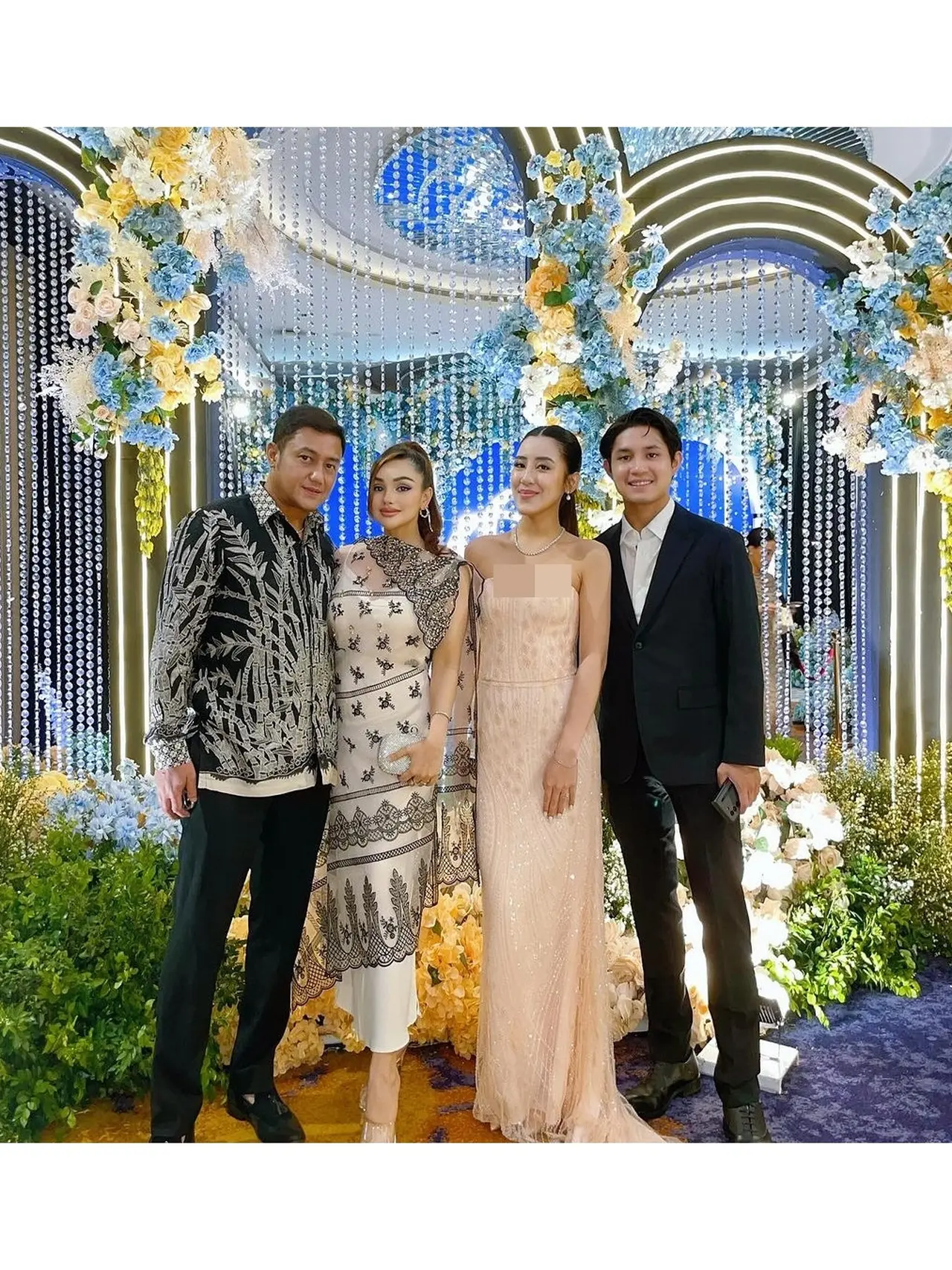 6 Potret Kedekatan Nurah Syahfirah dengan Pacar Teuku Rassya, Sang ...