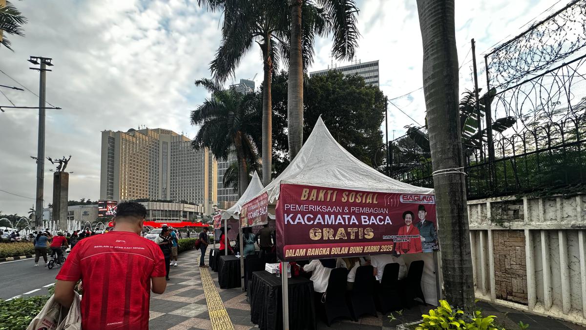 Baguna PDI Perjuangan Gelar Pemeriksaan dan Pembagian Kacamata Gratis ...