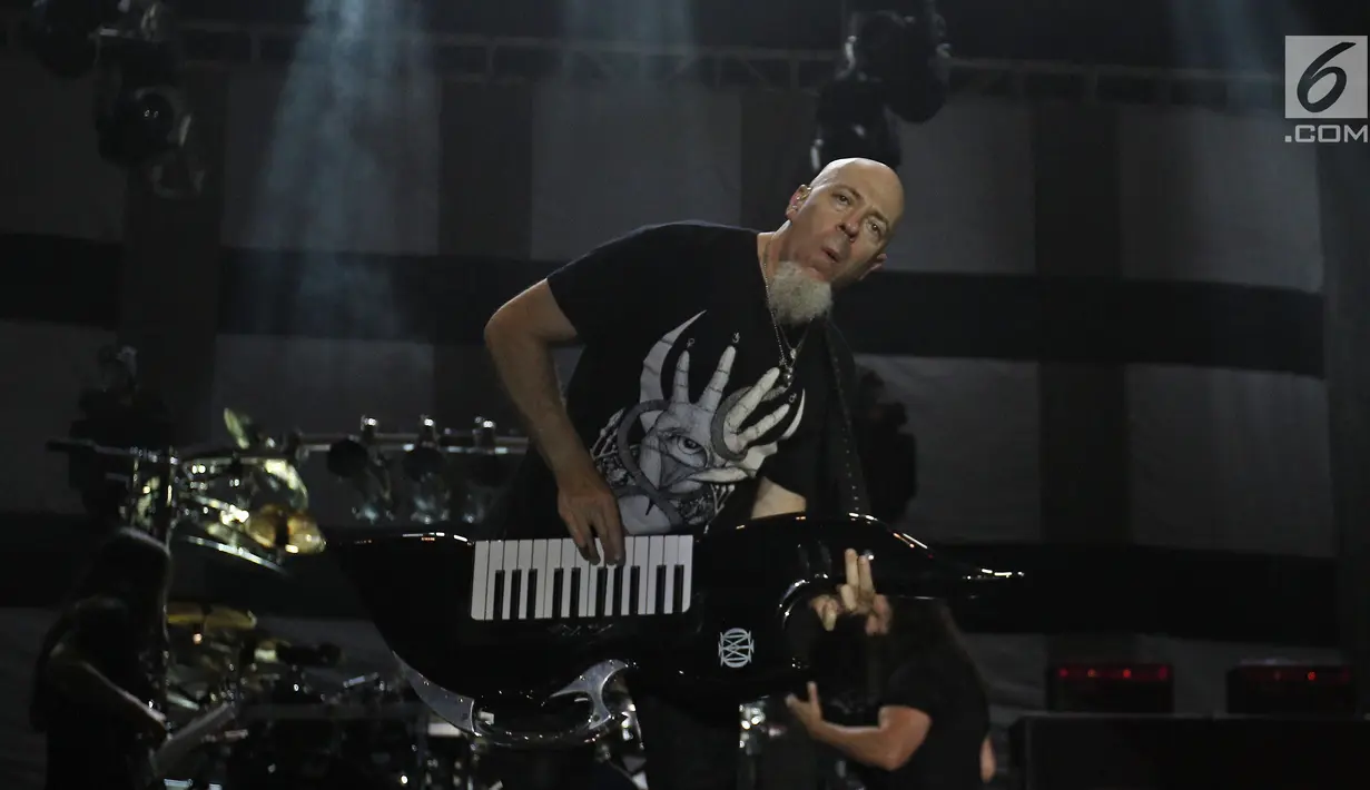 PHOTO: Puaskan Penggemar, Dream Theater Guncang Panggung JogjaRockarta ...