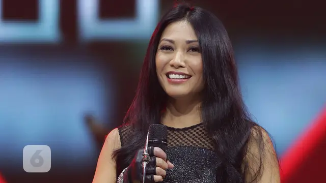 Anggun Terharu Jadi Pengisi Acara Pembukaan Asian Games 2018 - ShowBiz ...