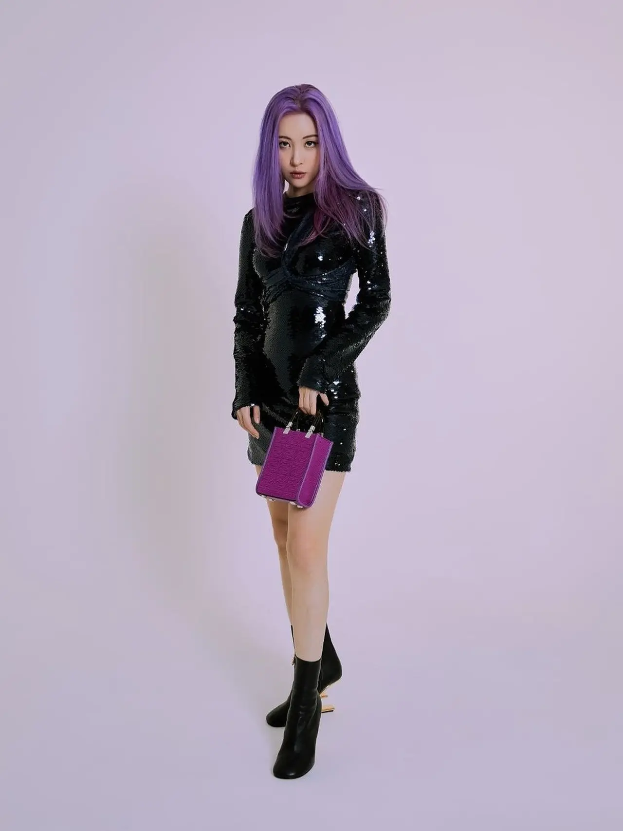 Padu Padan Sepatu Boots ala Sunmi untuk Berbagai Kegiatan