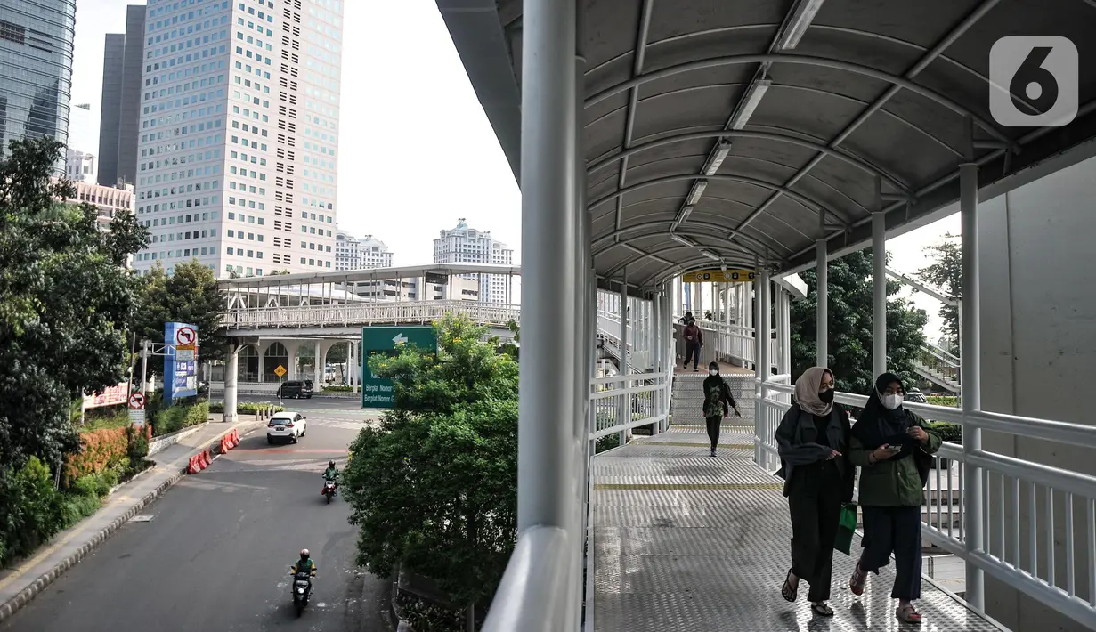 Wajah Baru Halte Transjakarta Dukuh Atas 2 - Foto Liputan6.com