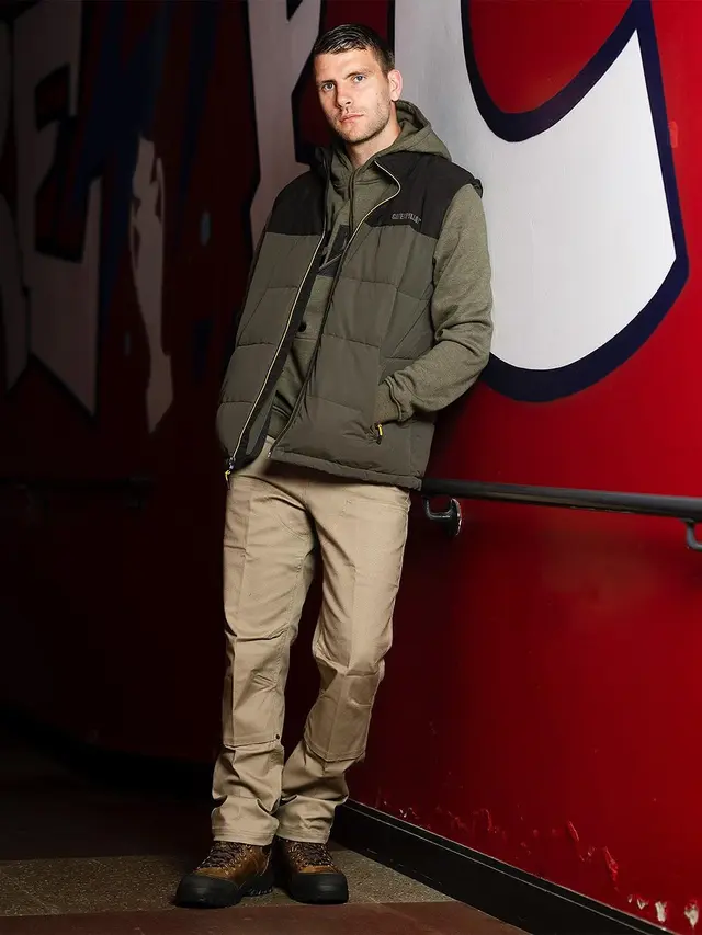 Potret Marteen Paes Ketika Jadi Model Iklan Skincare, Tampil Kece ...