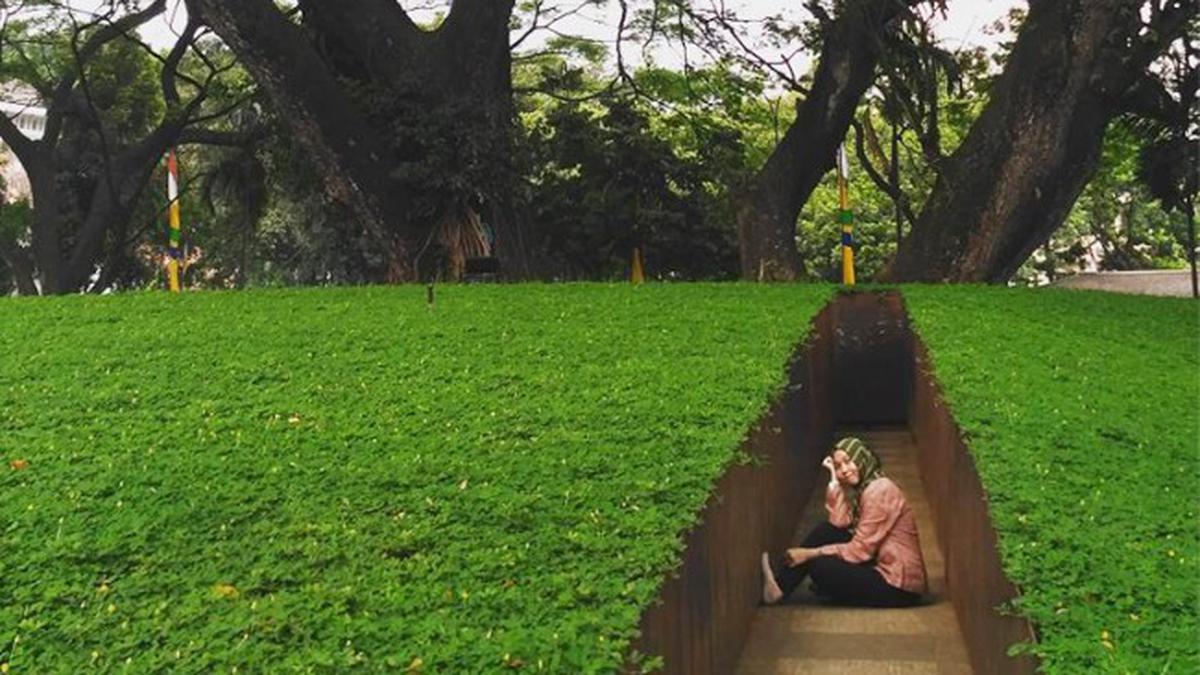 Taman Labirin Jadi Destinasi Wisata Bandung yang 'Instagramable ...