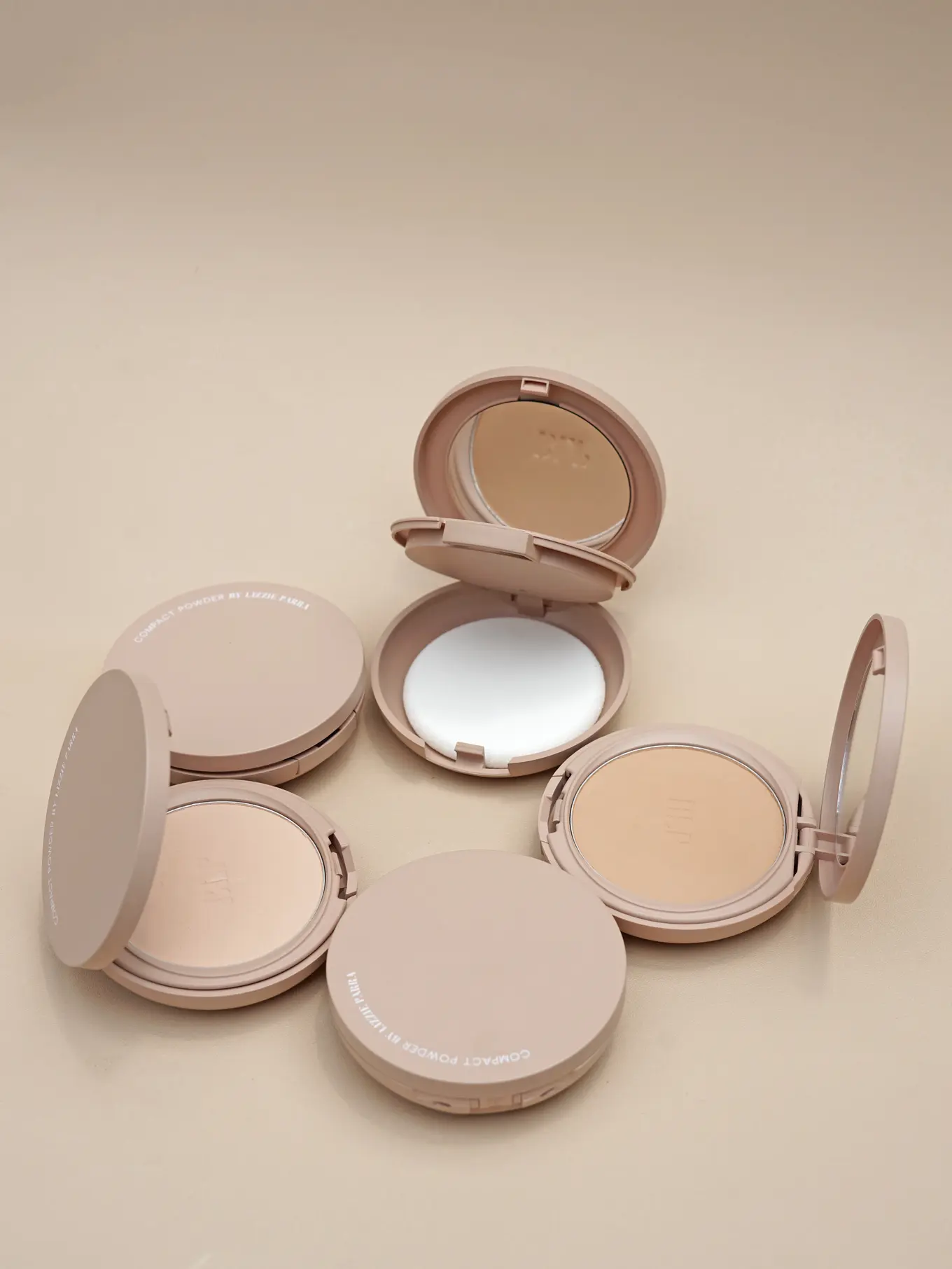 Cerahkan Wajah dengan Praktis dengan Compact Powder Terbaru dari BLP Beauty