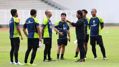 Mengenal Sosok Estella Loupatty dan Noa Leatomu: Calon Pemain ...