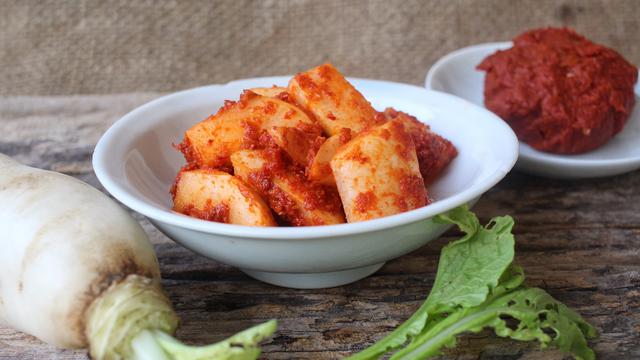 5 Resep Olahan Sayur Lobak yang Enak dan Mudah Dibuat - Food Fimela.com