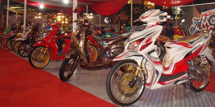 Berbagai Kreasi Hadir di Honda Modif Contest 2014 - Berita Otosia.com