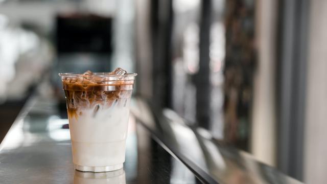 3 Cara Membuat Macchiato Ala Kafe yang Enak - Food Fimela.com
