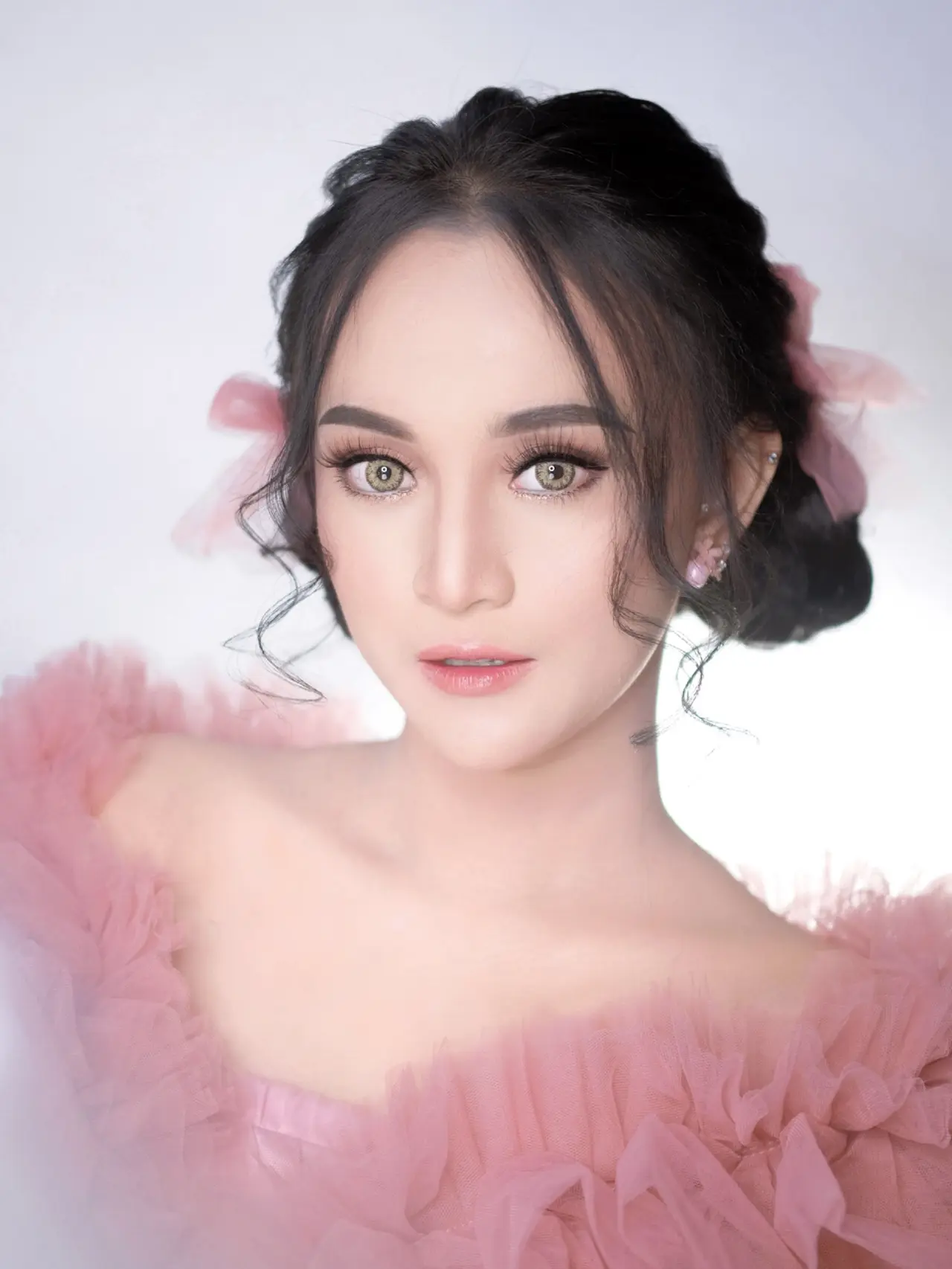 Model Deby Atika Awali Karier Gegara Sering Jadi Model Make-Up Tetangga ...