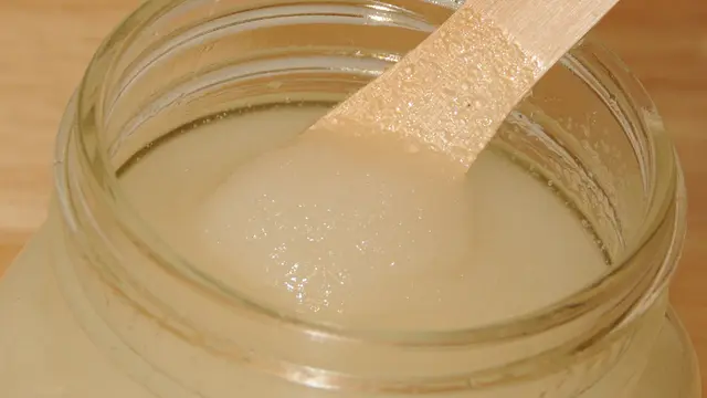 Cara Mudah Membuat Scrub Gula Agar Tubuh Mulus - Fashion & Beauty ...