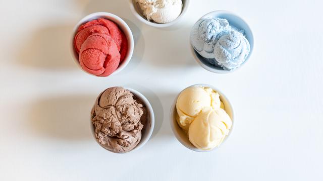 5 Cara Membuat Es Krim Rumahan Aneka Rasa dan Enak - Food Fimela.com