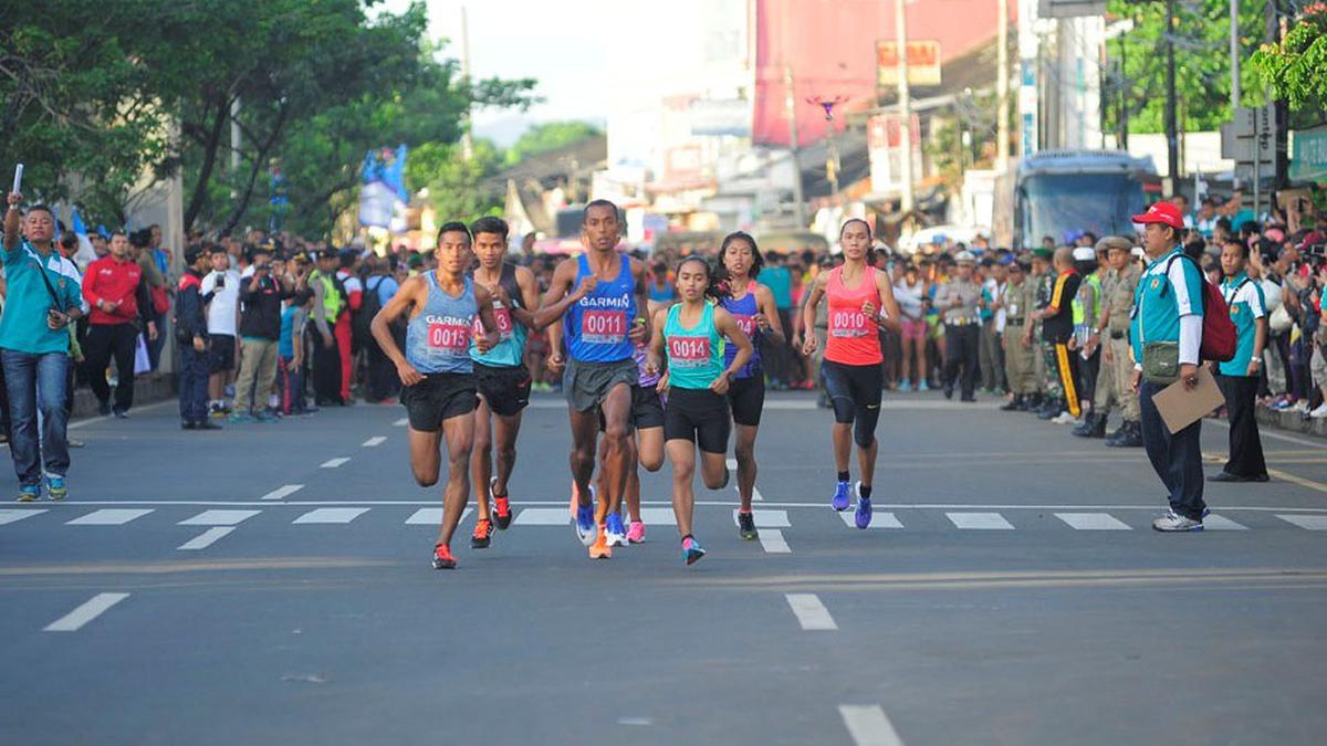 Depok 10 K : Yanita Juara, Triyaningsih Posisi ke-4