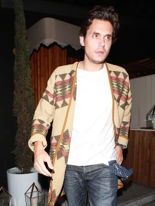 FOTO: Gaya Santai John Mayer yang Bakal Konser di Indonesia - Foto ...