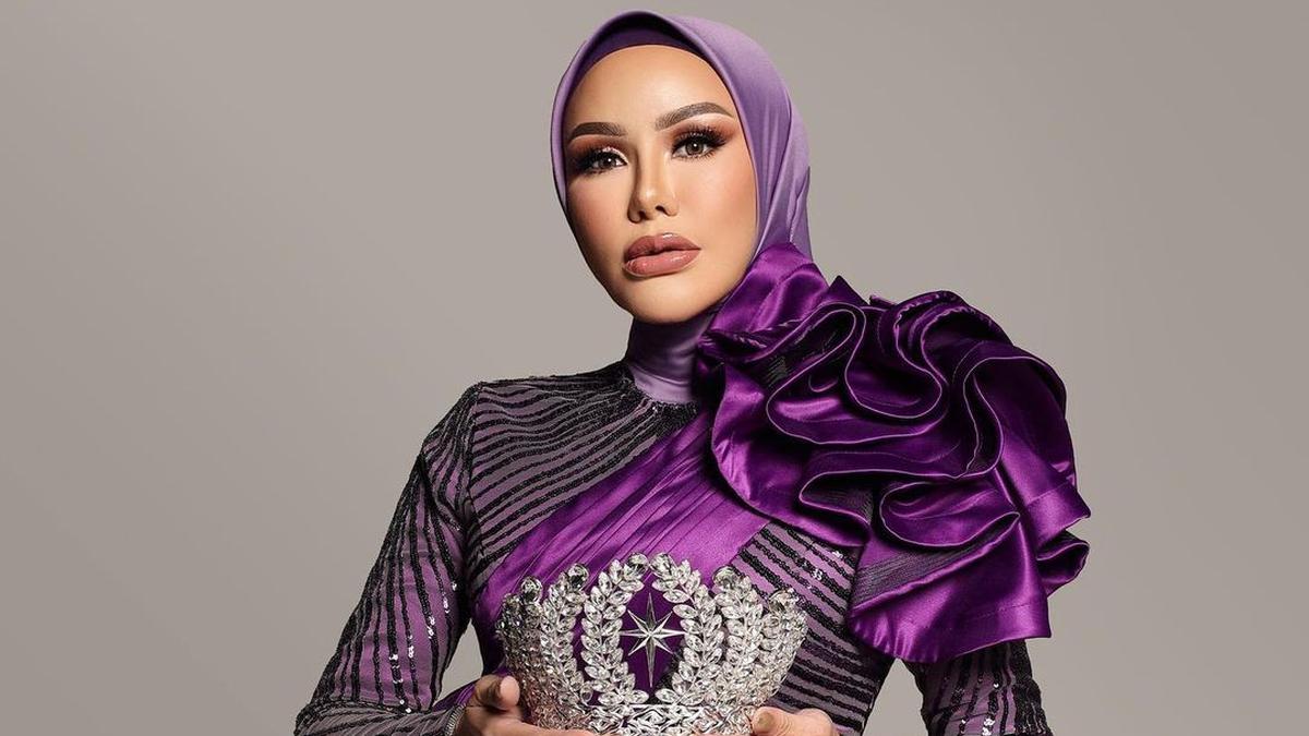 Rizky Ananda Musa Umumkan Mahkota Miss Universe Indonesia Jabar, Bentuk ...