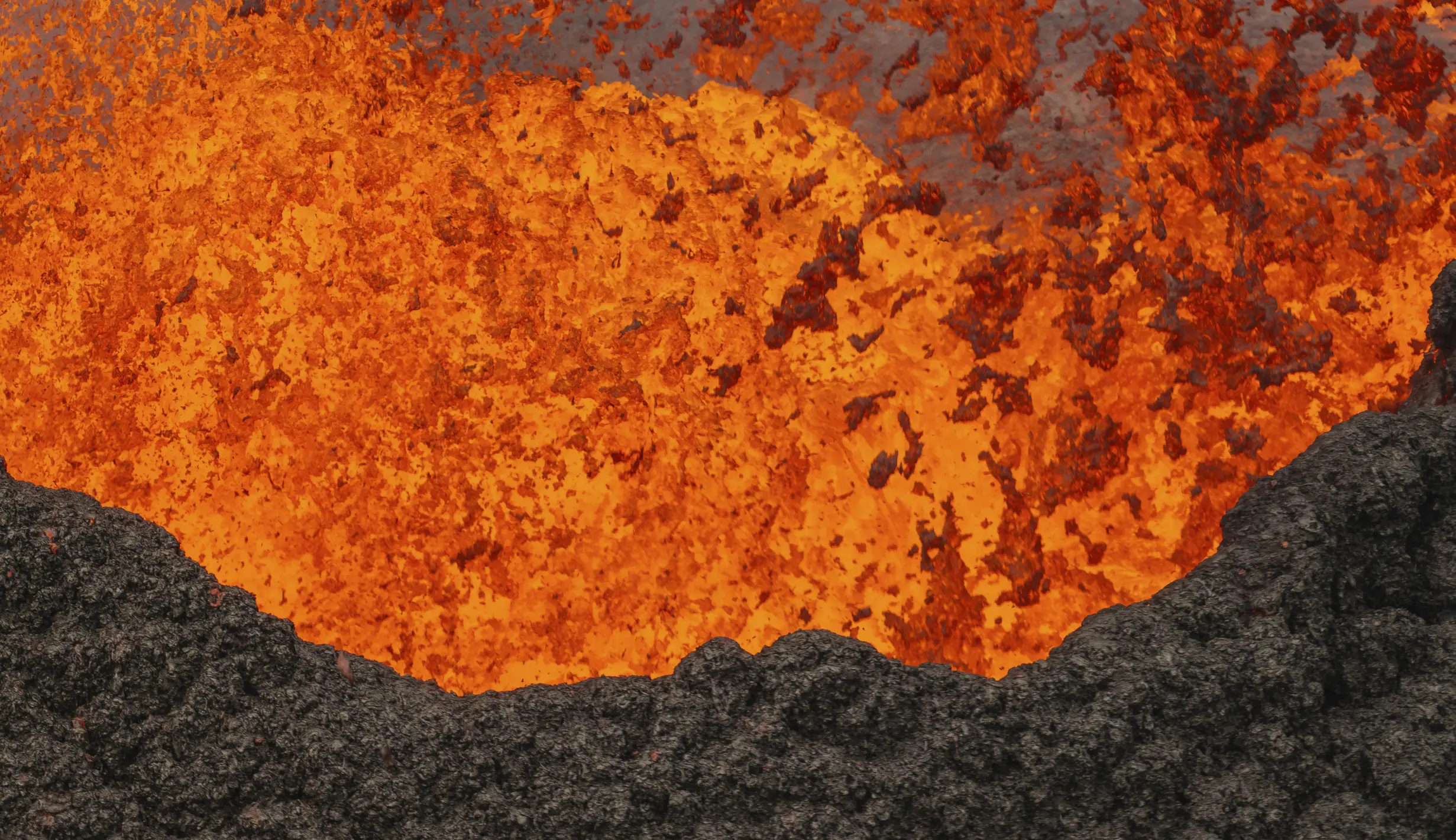 Lava Terus Mengalir dari Gunung Berapi Islandia - Foto Liputan6.com
