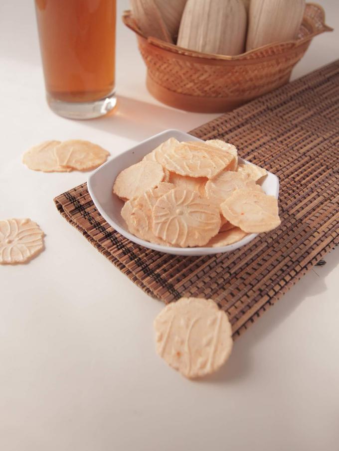 Cara Membuat Opak Gambir yang Renyah - Food Fimela.com