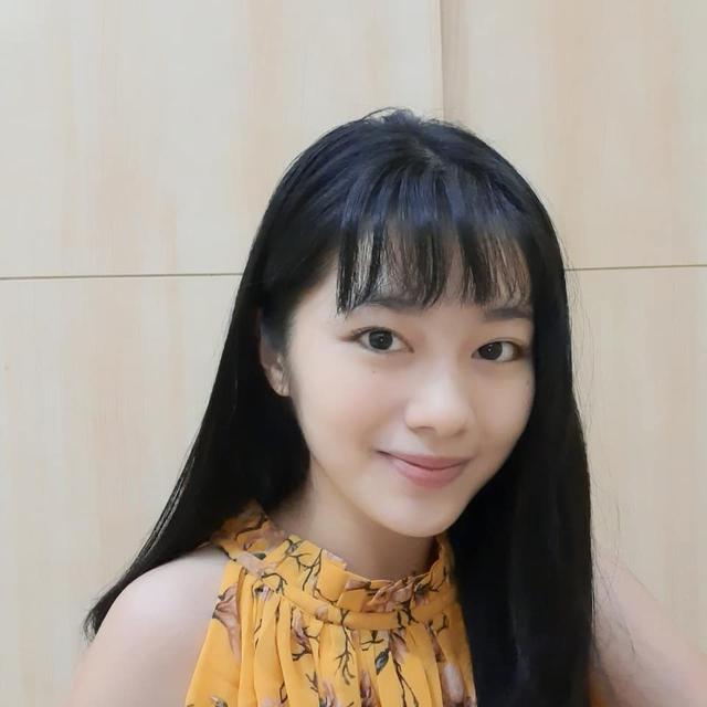 6 Potret Claudy Putri, Pengganti Pemeran Ipeh dalam Sinetron Entong Lagi
