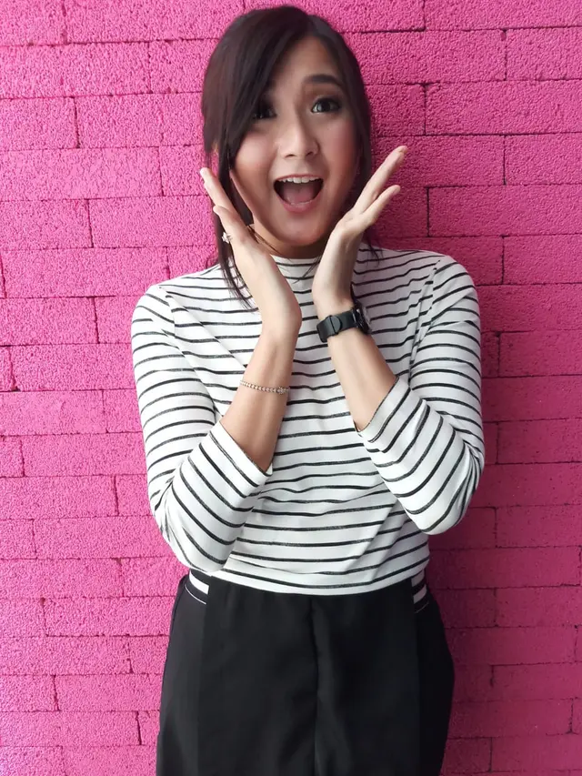 Cerita Christi Colondam yang Dilupakan Sebagai Penyanyi Cilik - ShowBiz ...