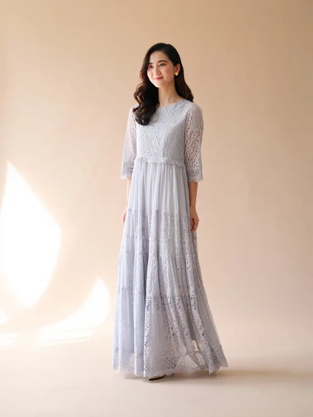 15 Model Dress Brokat Terbaru untuk Tampil Menawan di 2025, Modis - Hot Liputan6.com