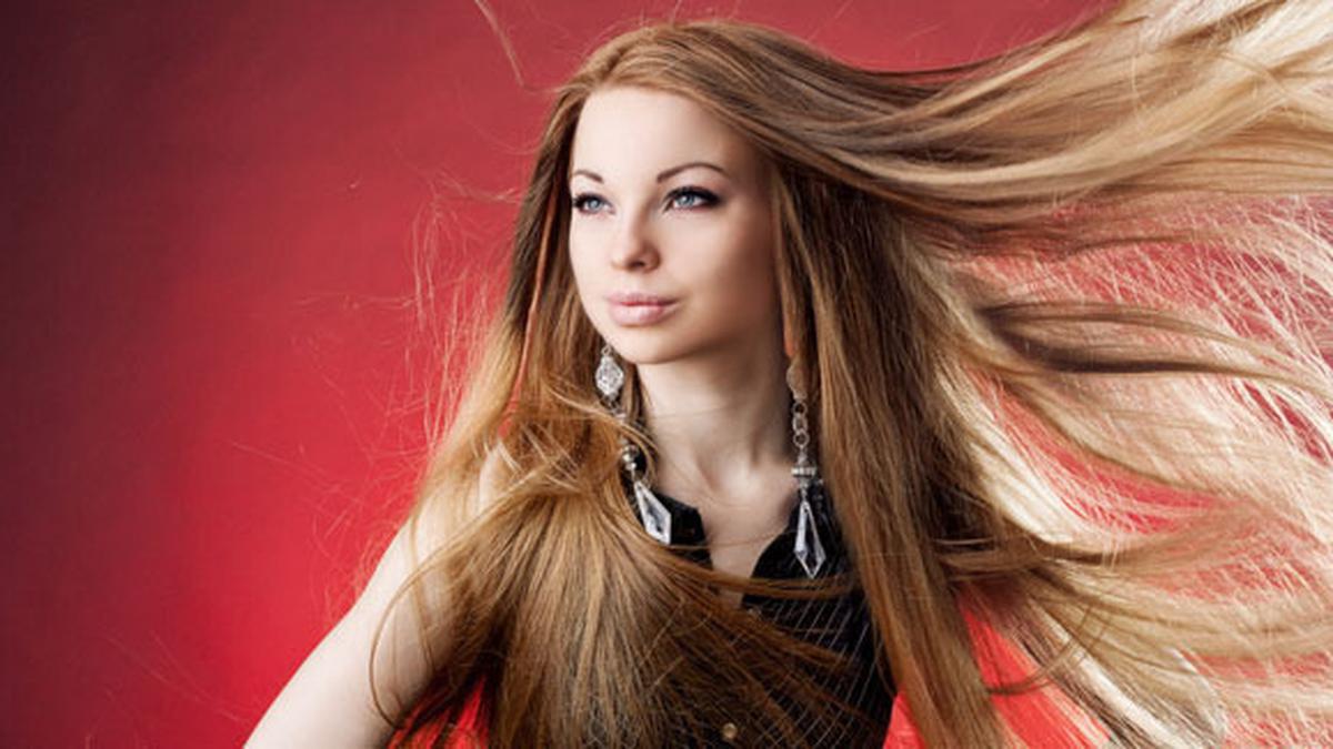 Rambut Lembut dengan Perawatan Alpukat - Beauty Fimela.com