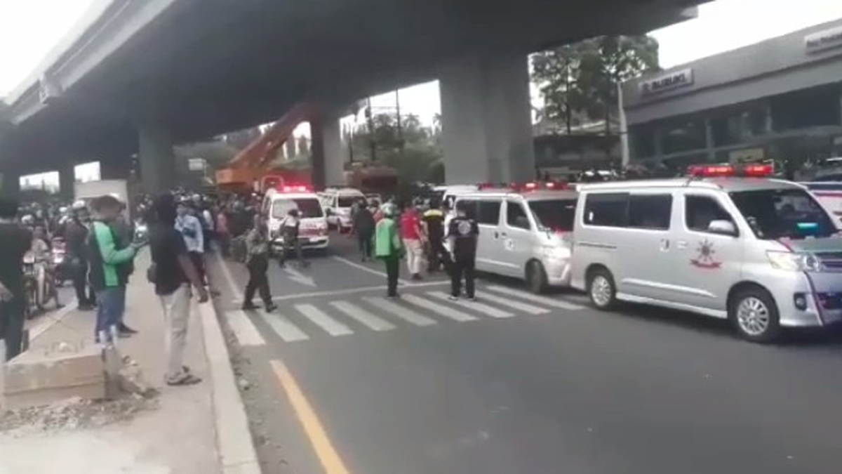 Jasa Raharja Beri Santunan Ke Korban Kecelakaan Maut Di Cibubur
