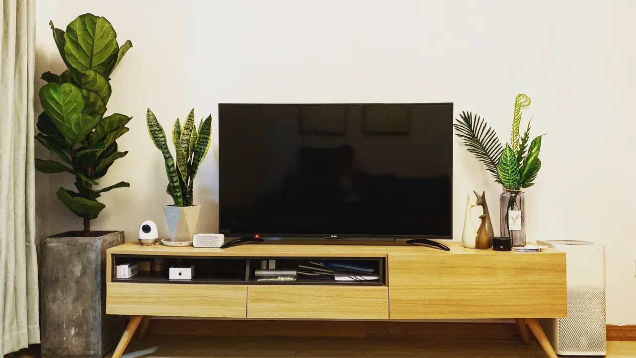 5 Penyebab Layar TV Gelap dan Tips Untuk Memperbaiki - Lifestyle Fimela.com