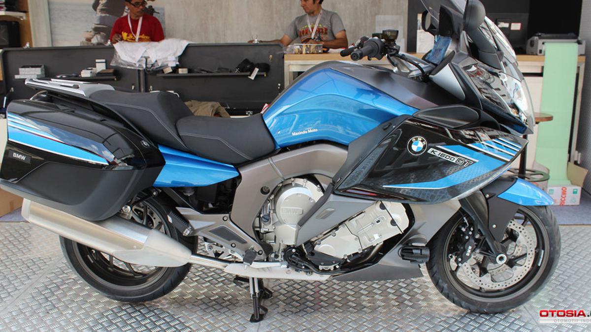 11 Fitur Canggih Moge BMW K1600GT Edisi Terbatas di IIMS - Berita ...