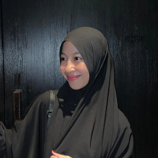 6 Potret Adiba Khanza Usai Menikah, Kini Susul Egy ke Qatar Setelah ...