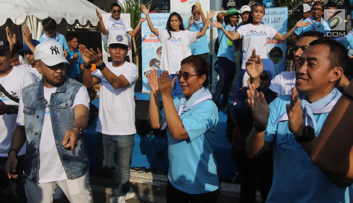 FOTO: Gaya Menteri Susi Joget Baby Shark Dance Saat Resmikan Pandu Laut ...