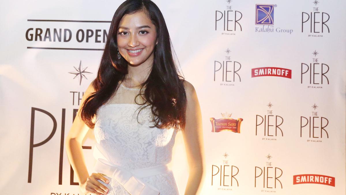 Runner-up Putri Indonesia 2014 Terobsesi Bikin Restoran Mewah - ShowBiz ...