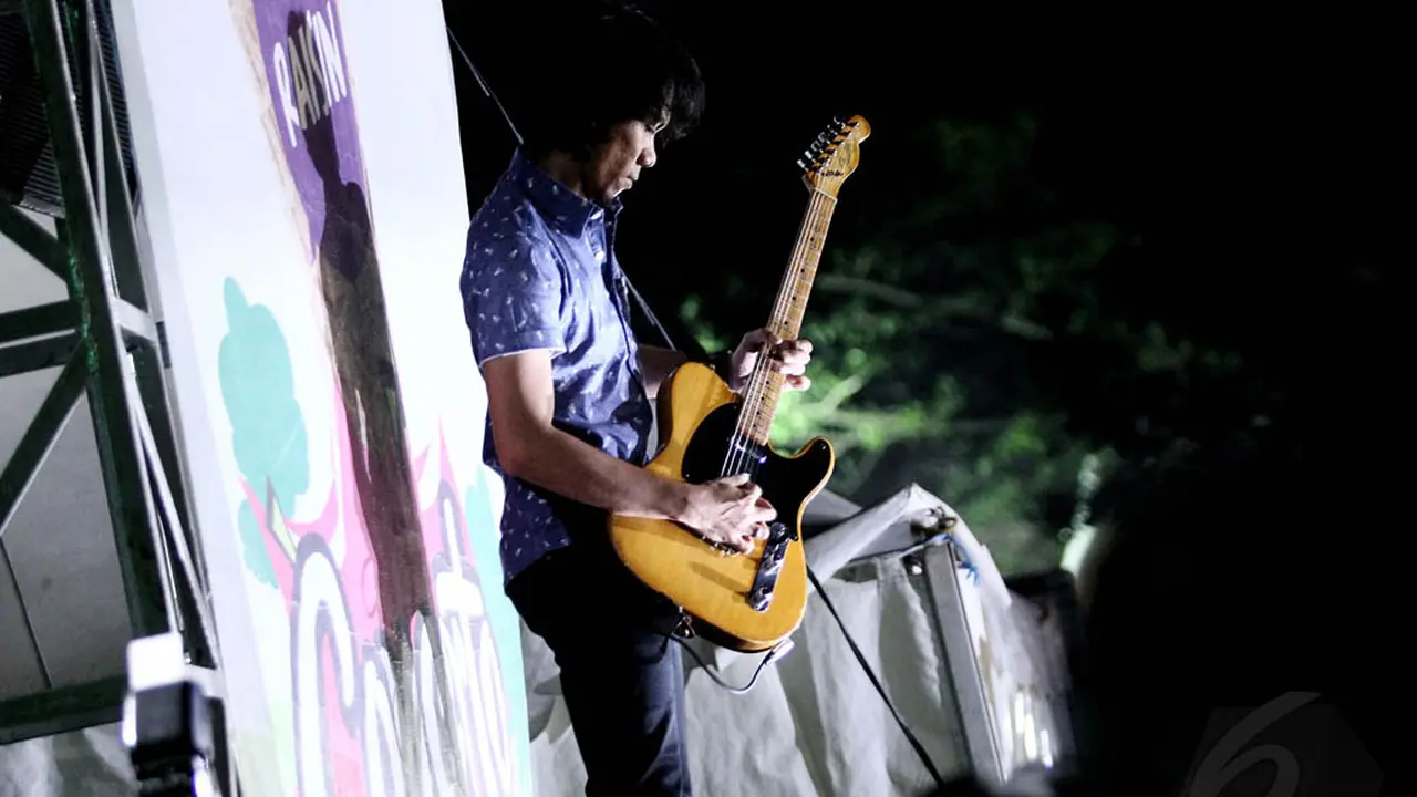 Erros Kenang 18 Tahun Perjalanan Sheila On 7 - ShowBiz Liputan6.com