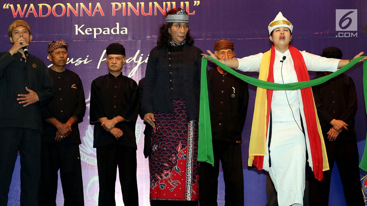 Baju Adat Sunda, Warisan Budaya dengan Nilai Filosofis yang Mendalam