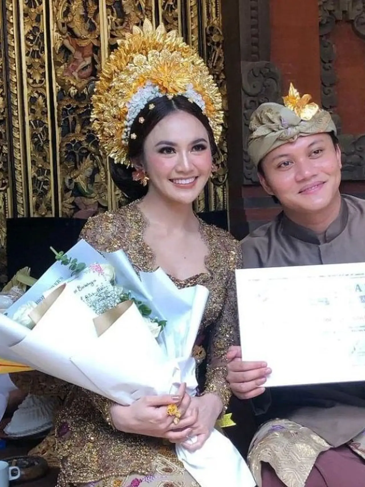 Pose Mesra dan Tatapan Penuh Cinta Mahalini dan Rizky Febian di Mepamit ...
