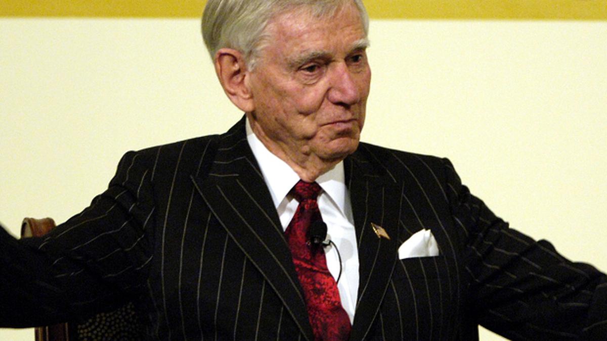 David Murdock, Penyandang Disleksia yang Sukses Jadi Miliarder - Bisnis ...