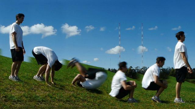 Sikap Awal Gerakan Berguling ke Depan adalah Jongkok atau Berdiri ...