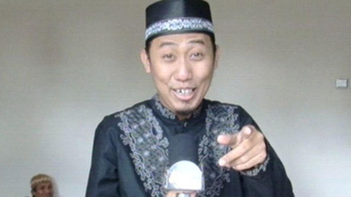 Lebaran, Ade `Teamlo` Sekaligus Syukuran Rumah Baru - Video Liputan6.com