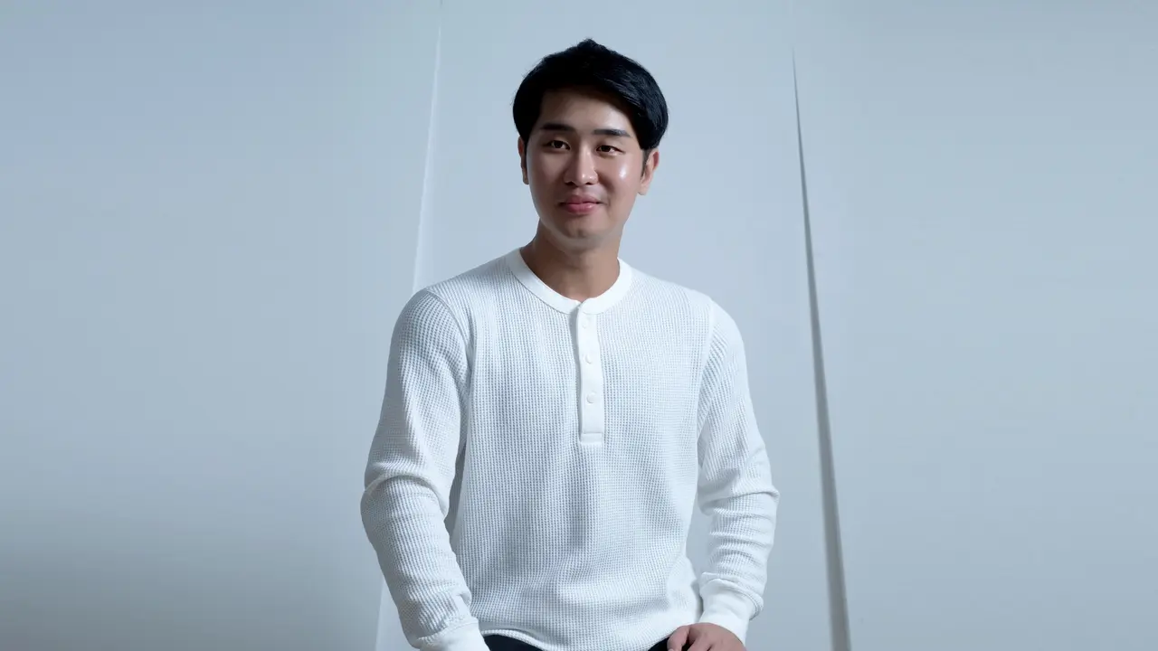 Jusin Clasic, Sang Magician Debut Solo dengan Lagu Romantis Jatuh Jatuh ...