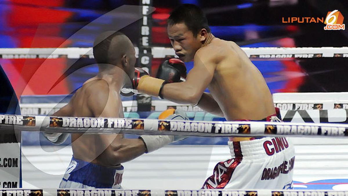 Drama Ronde 12, Daud Yordan Kalah TKO - Bola Liputan6.com