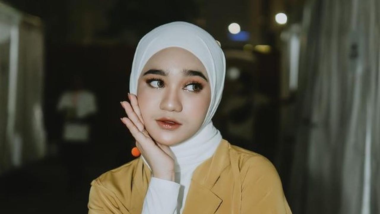 Nabila Taqiyyah Raih Penghargaan Penyanyi Pendatang Baru Paling Ngetop ...