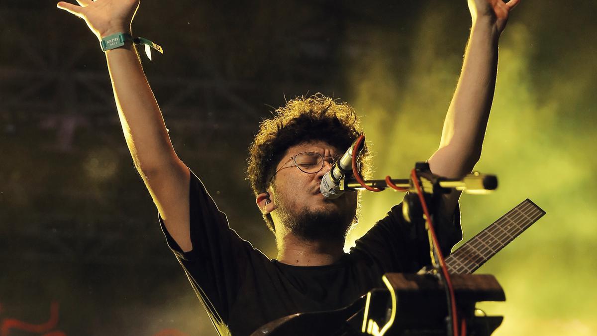 Kunto Aji Masygul Lihat Insiden Pembakaran Panggung di Konser Lentera ...