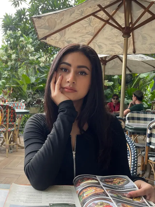 Profil Afifah Riyad, Selebgram yang Diduga Alami Kekerasan Fisik Oleh Eks Pacar Suami - Regional ...