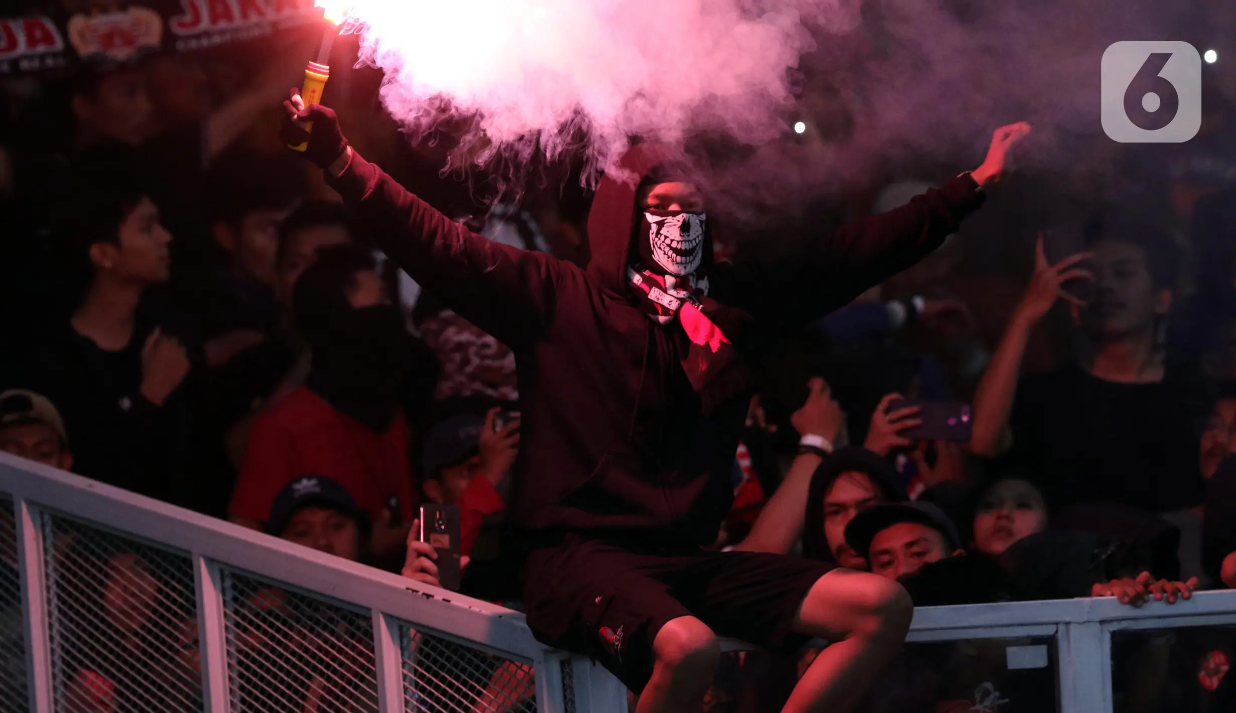 FOTO: HUT ke-91 Persija, SUGBK Membara - Foto Liputan6.com