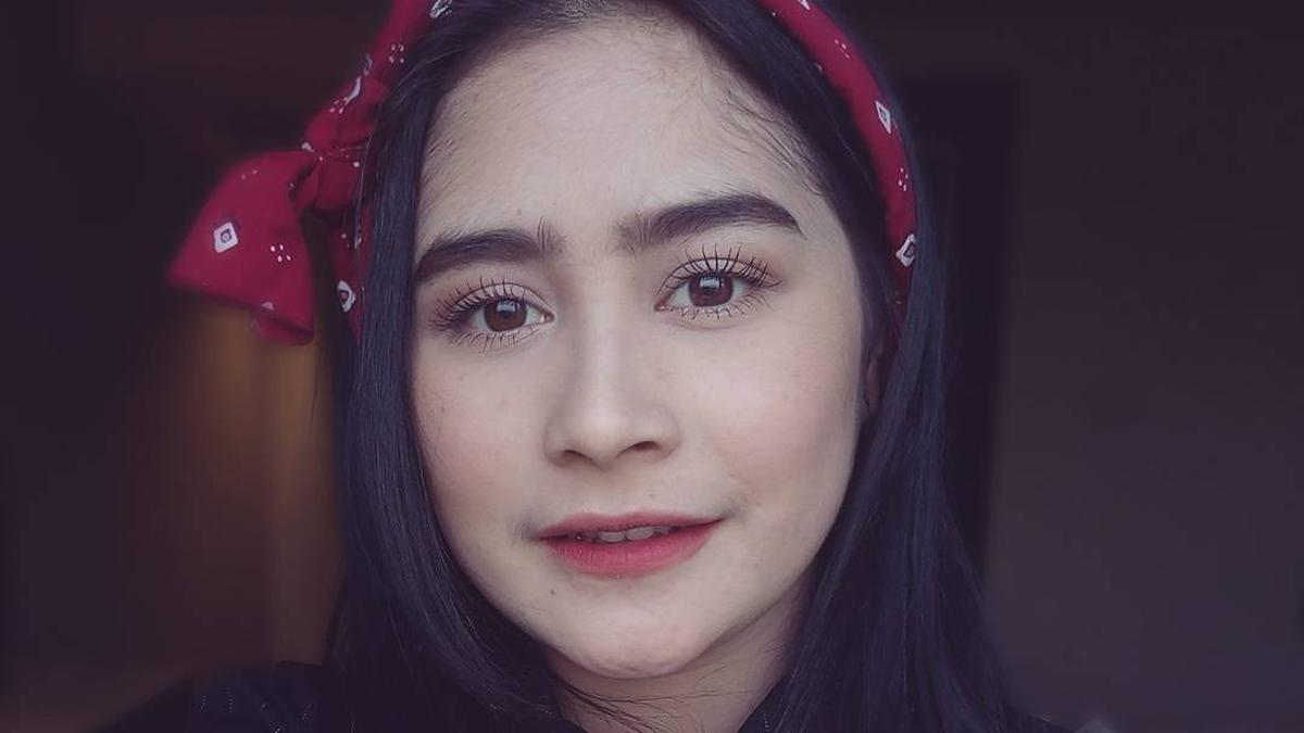 Prilly Latuconsina Rayakan Hari Jadi, dengan Siapa? - ShowBiz Liputan6.com